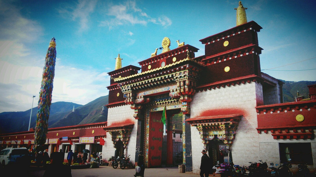 Galden Jampaling Monastery - Chamdo Attractions - China Top Trip